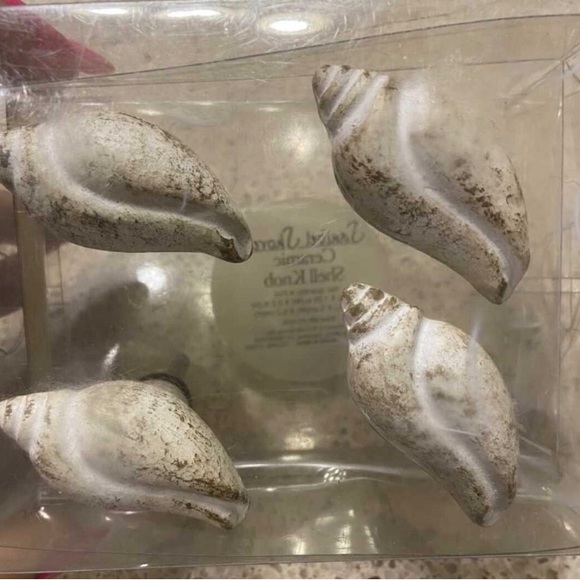 Accents | New Set Of 4 Seashell Knobs | Poshmark
